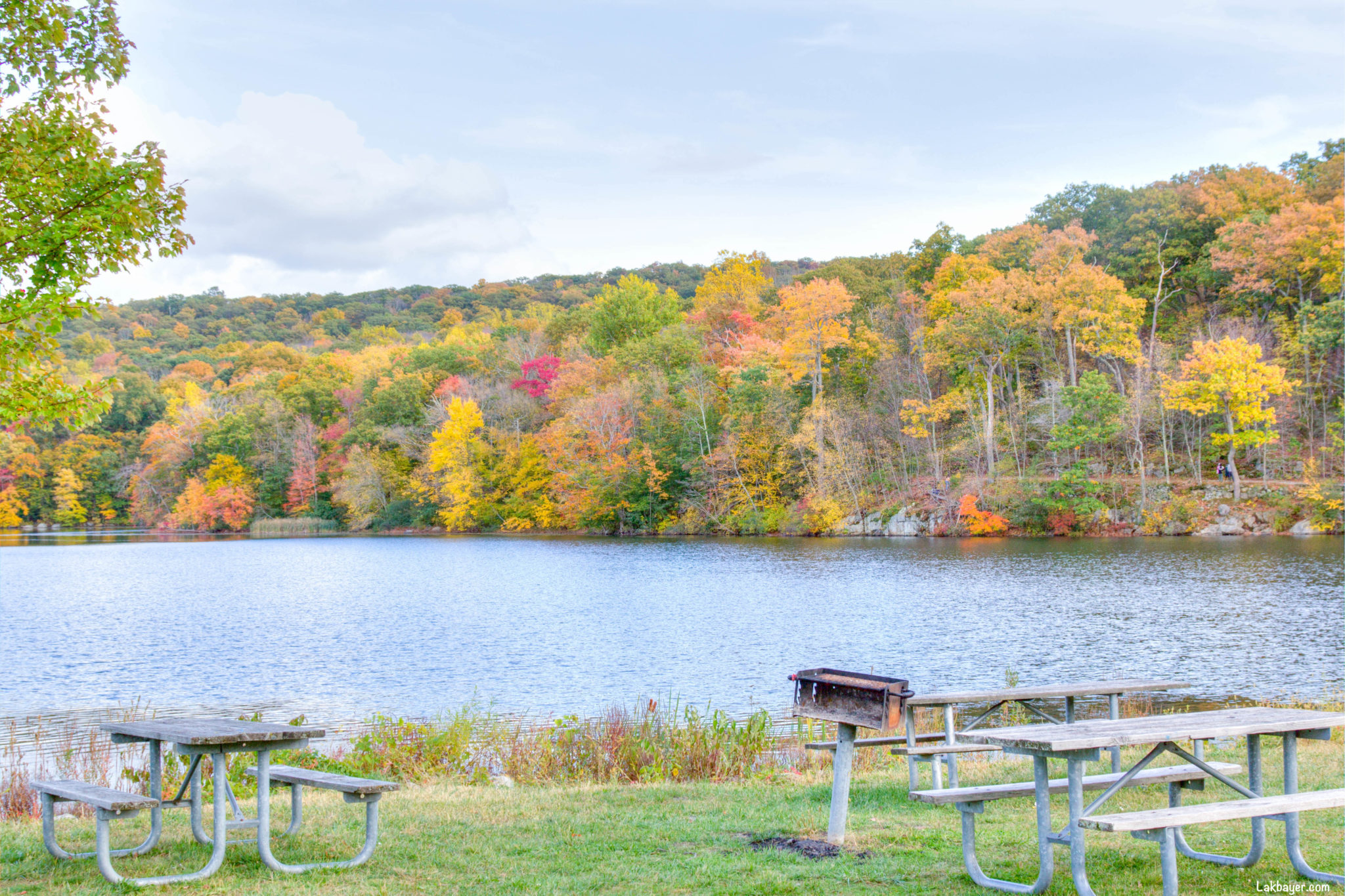Autumn Picnic at Shepherd Lake Recreation Area – Lakbayer